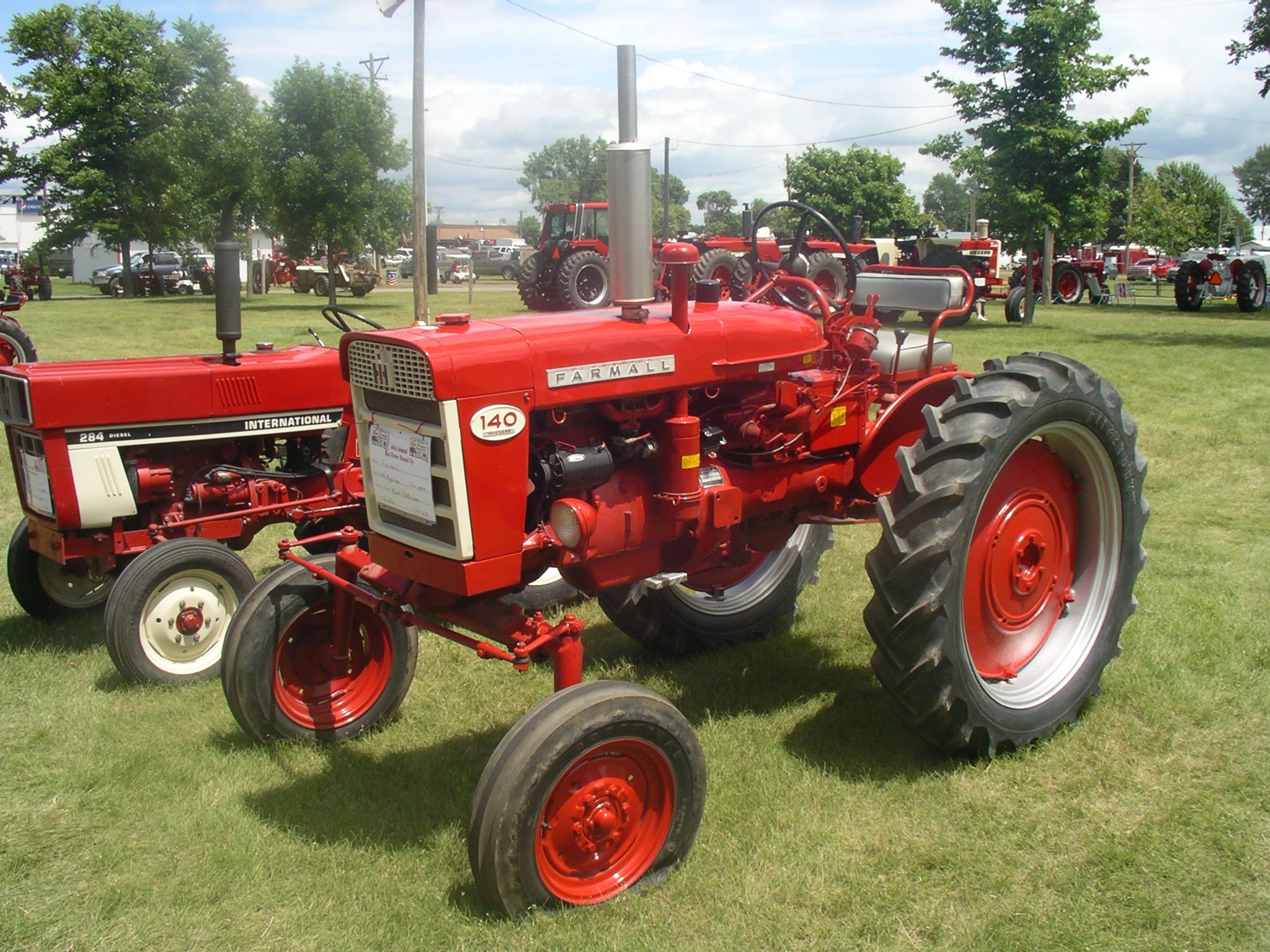 Farmall 140 Tractor Tractor Library